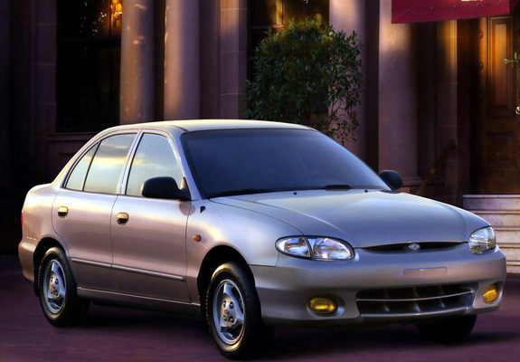 Hyundai accent 1998 for sale store